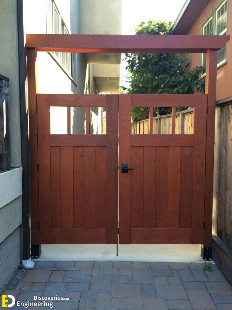 35 Amazing Wooden Gate Ideas | Engineering Discoveries
