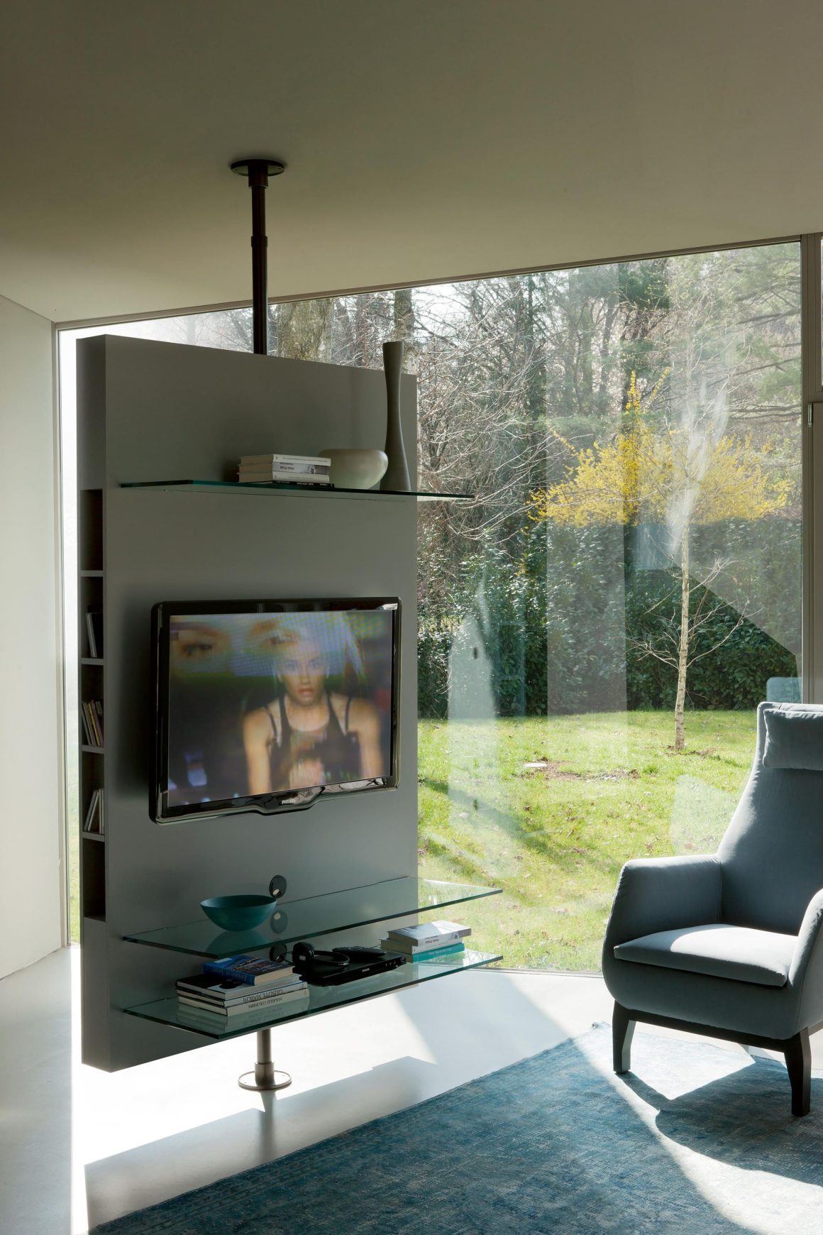 Elegant Rotating TV Stand Design IdeasYou’ll Love | Engineering Discoveries