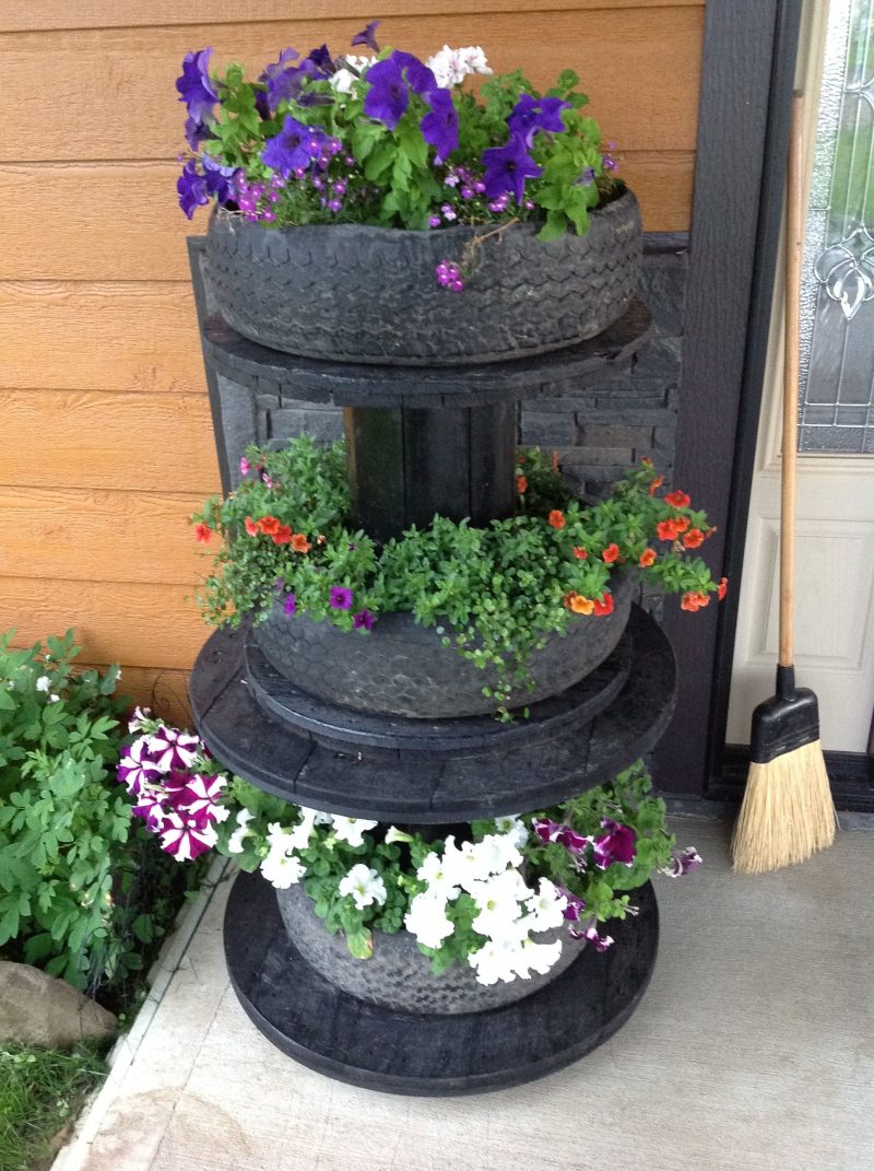 30 Creative Ways To Use Old Tires In Your Garden | Engineering Discoveries