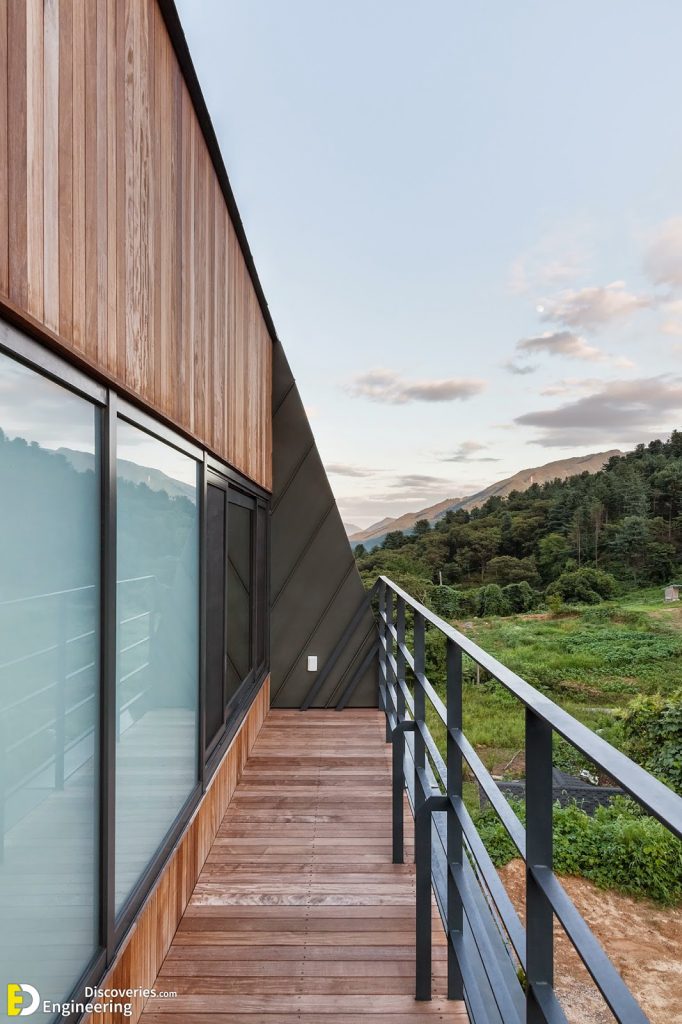 Modern Leaning House In South Korea By Praud | Engineering Discoveries