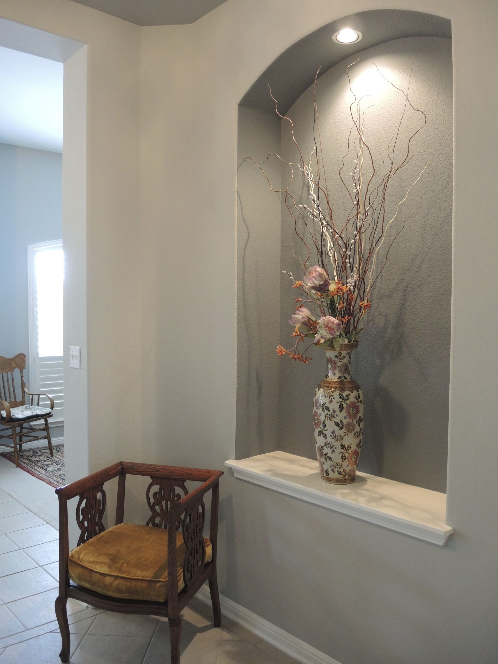 Entryway Niche Decorating Ideas | Shelly Lighting