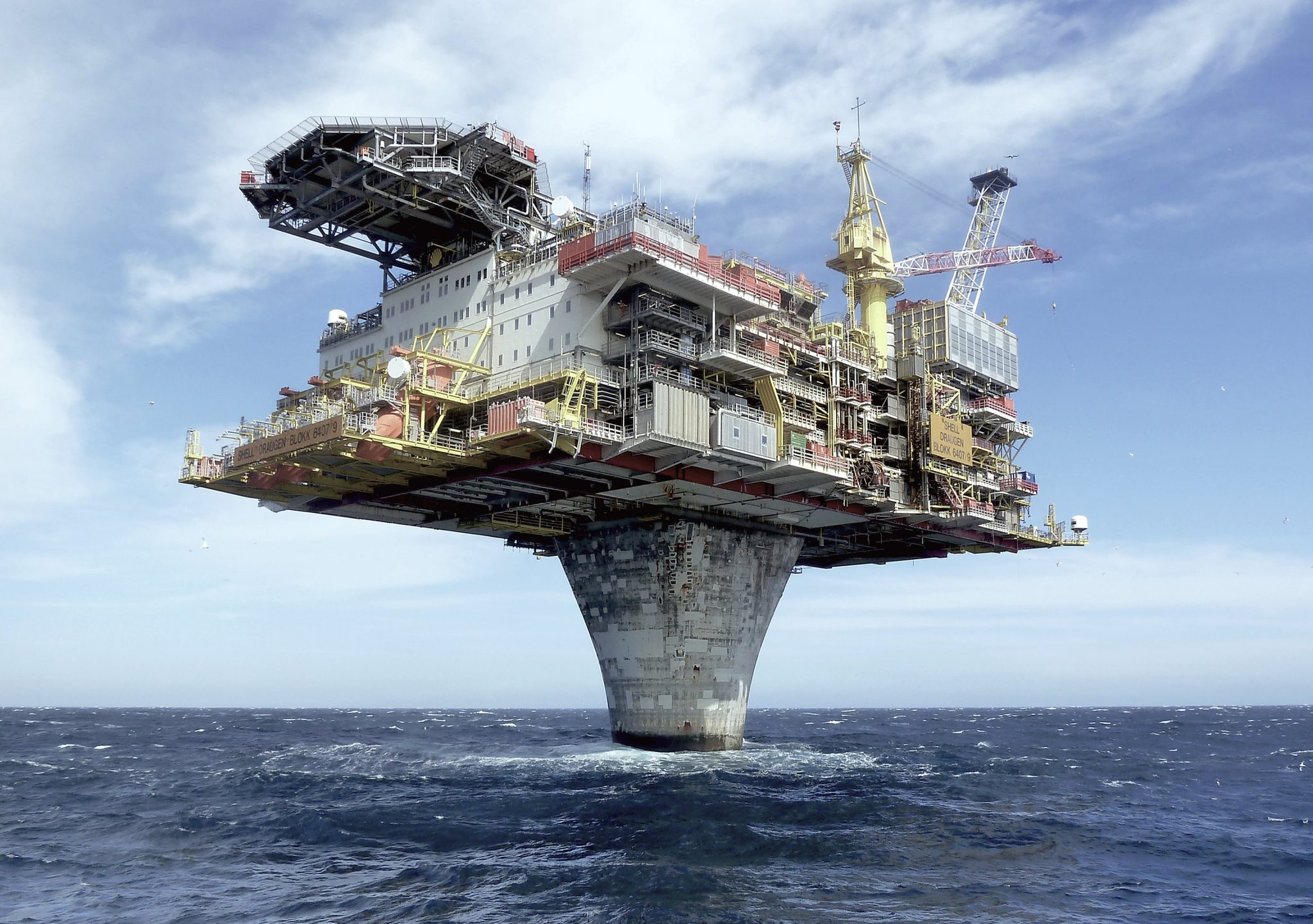 Norway's Draugen Oil Platform Is An Engineering Marvel! | Engineering ...