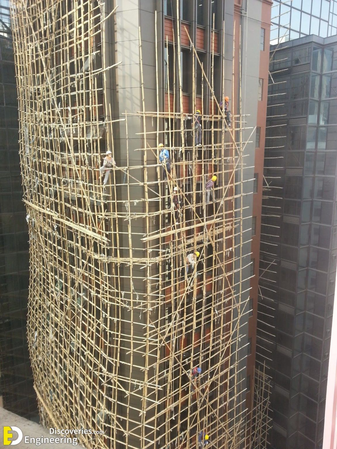 34+ Spectacular Scaffolding Works That Will Take Your Breath Away ...