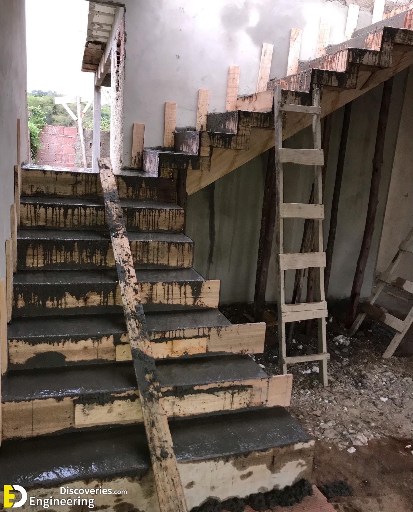 27+ Images RCC Concrete Stair Stringer Beams Under Construction ...