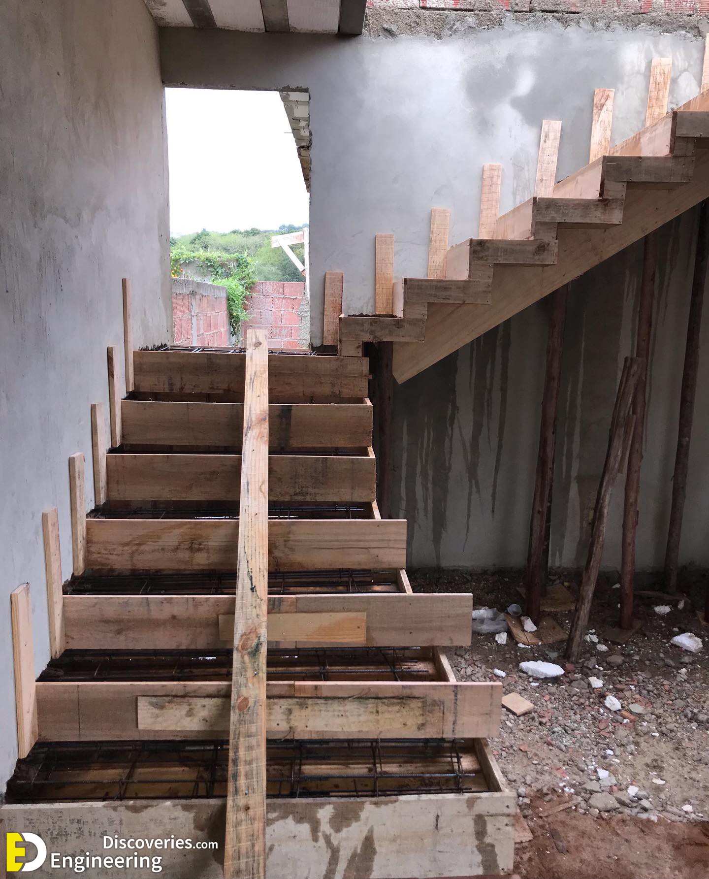 27+ Images RCC Concrete Stair Stringer Beams Under Construction ...