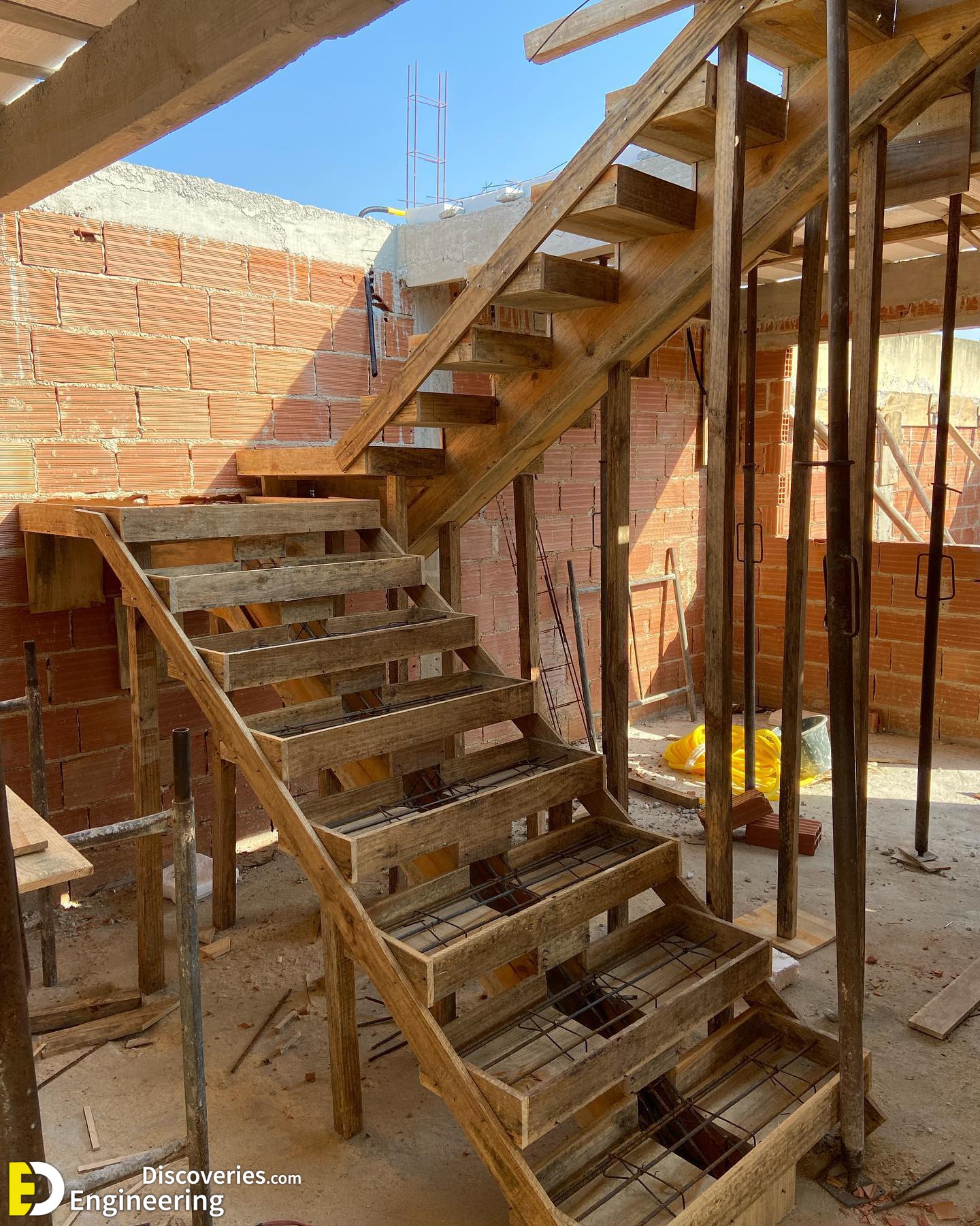 27+ Images RCC Concrete Stair Stringer Beams Under Construction ...