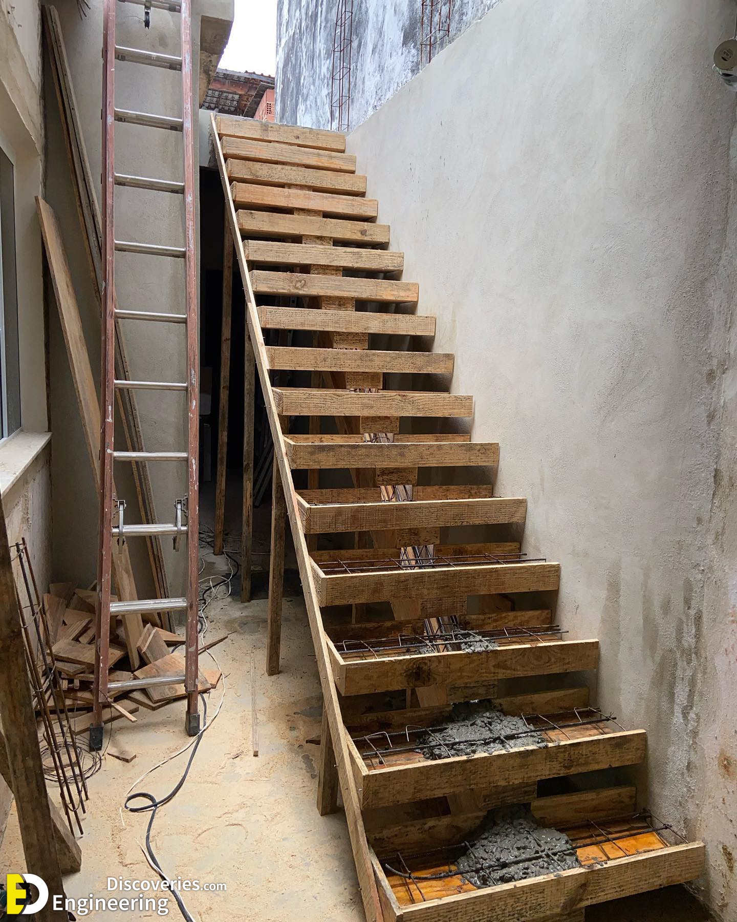27+ Images RCC Concrete Stair Stringer Beams Under Construction ...