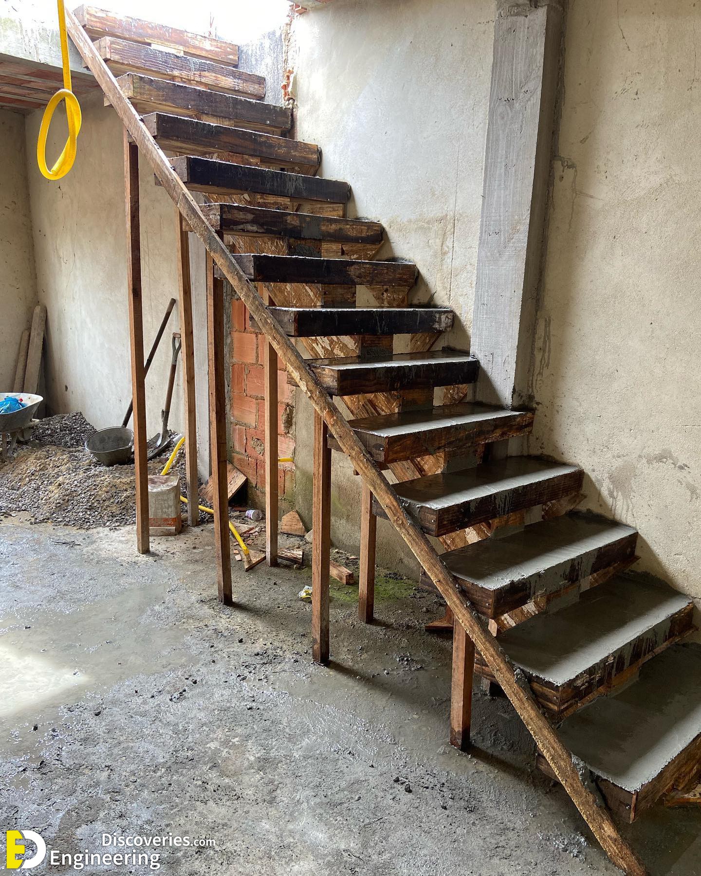 27+ Images RCC Concrete Stair Stringer Beams Under Construction ...