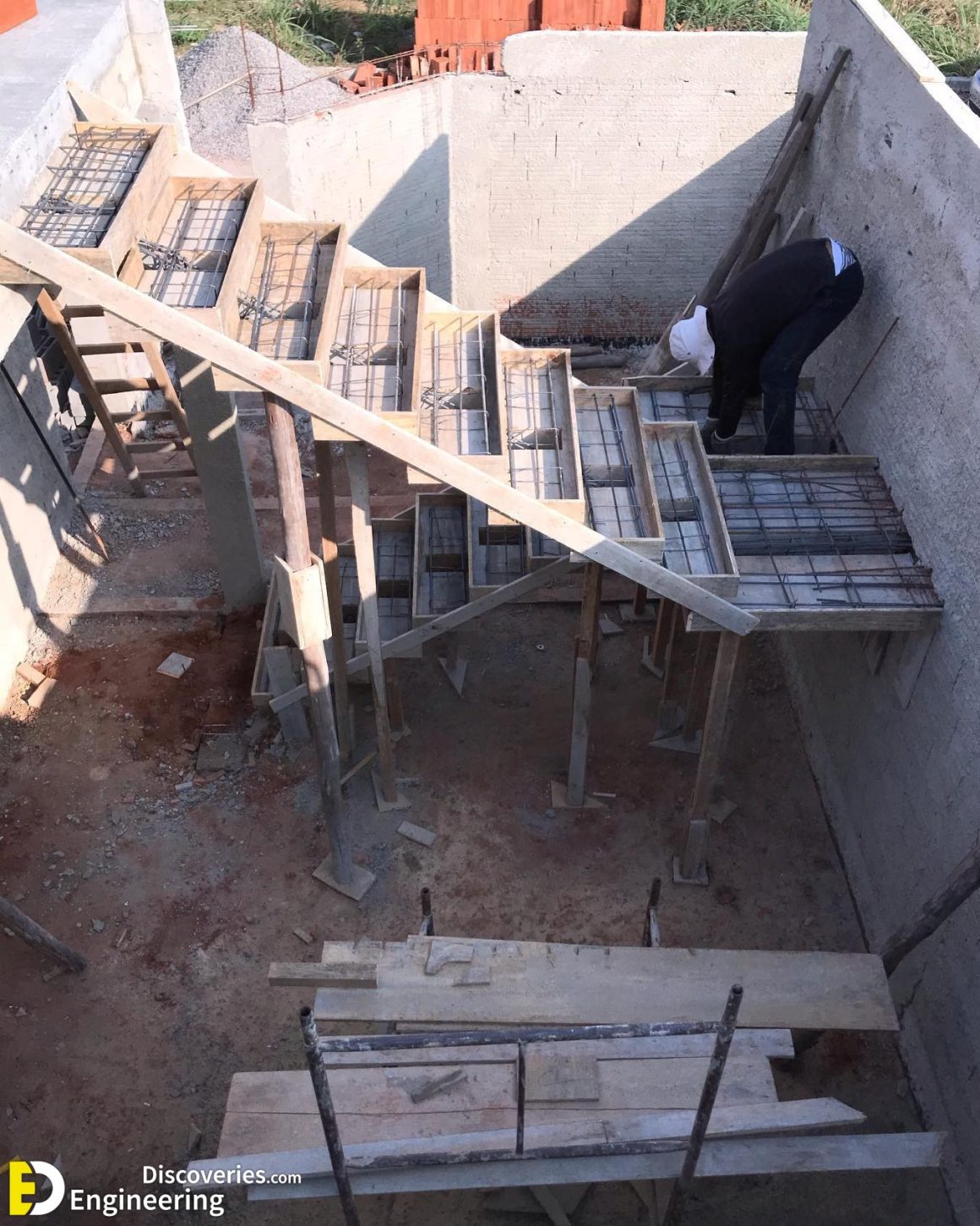 What Is A Stair Stringer Beam - RCC Concrete Stair Stringer Beams 37 ...