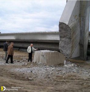 26+ Pictures of RCC Concrete Column Failure! | Engineering Discoveries