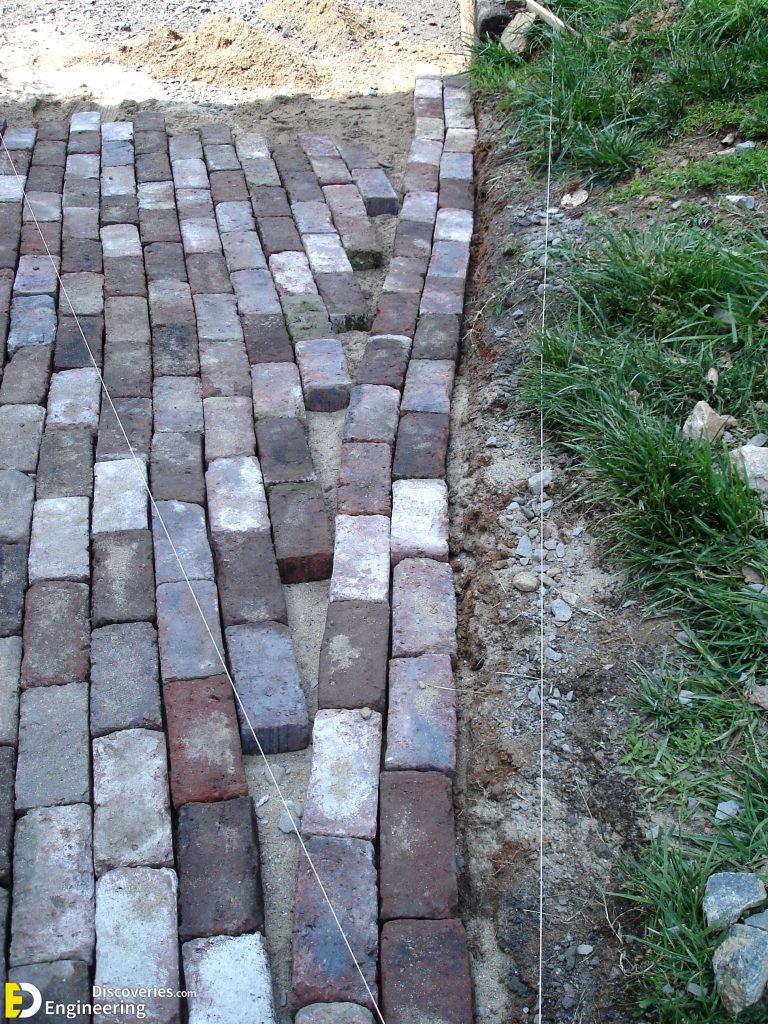 37 Walkway Ideas To Install By Yourself Cheaply | Engineering Discoveries