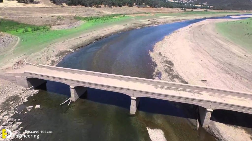 29+ Images Illustrate How Bridges Are Constructed Over Water ...