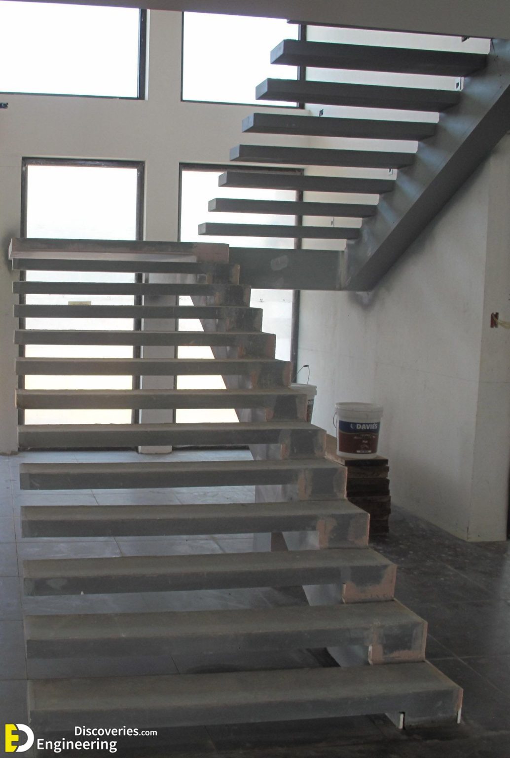 Step-by-Step Guide To Building Cantilevered Stairs – Engineering ...