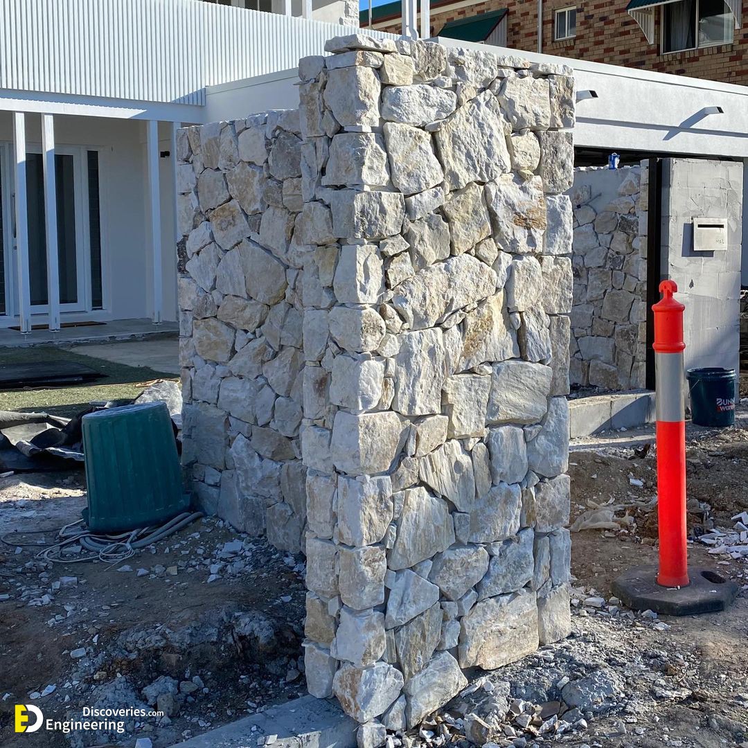 How To Build A Stone Wall: Stone Wall Projects Under Construction ...